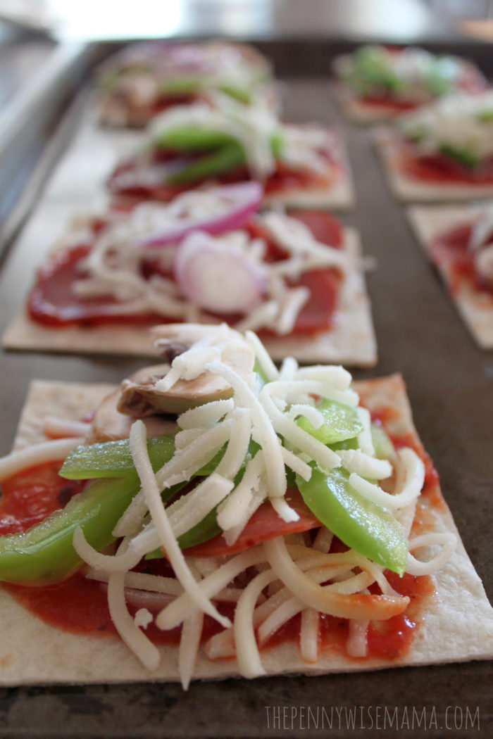 Homemade Mini Pizzas – Quick, Easy & Kid-Friendly – The PennyWiseMama